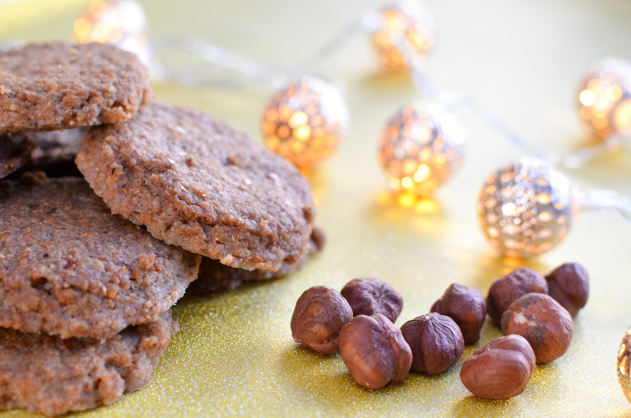 Healthy Vegan Hazelnut Cookies for the Advent Season - Conscious ...